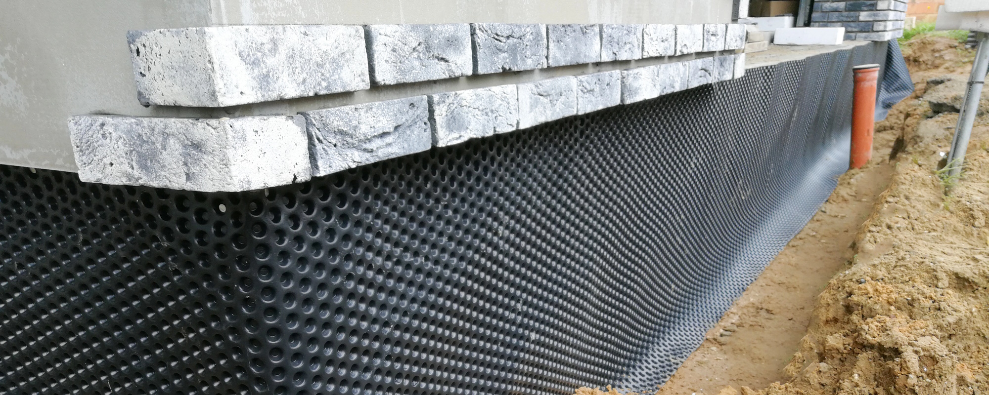 Drainage legen wie tief: Tipps für optimale Planung und Ausführung